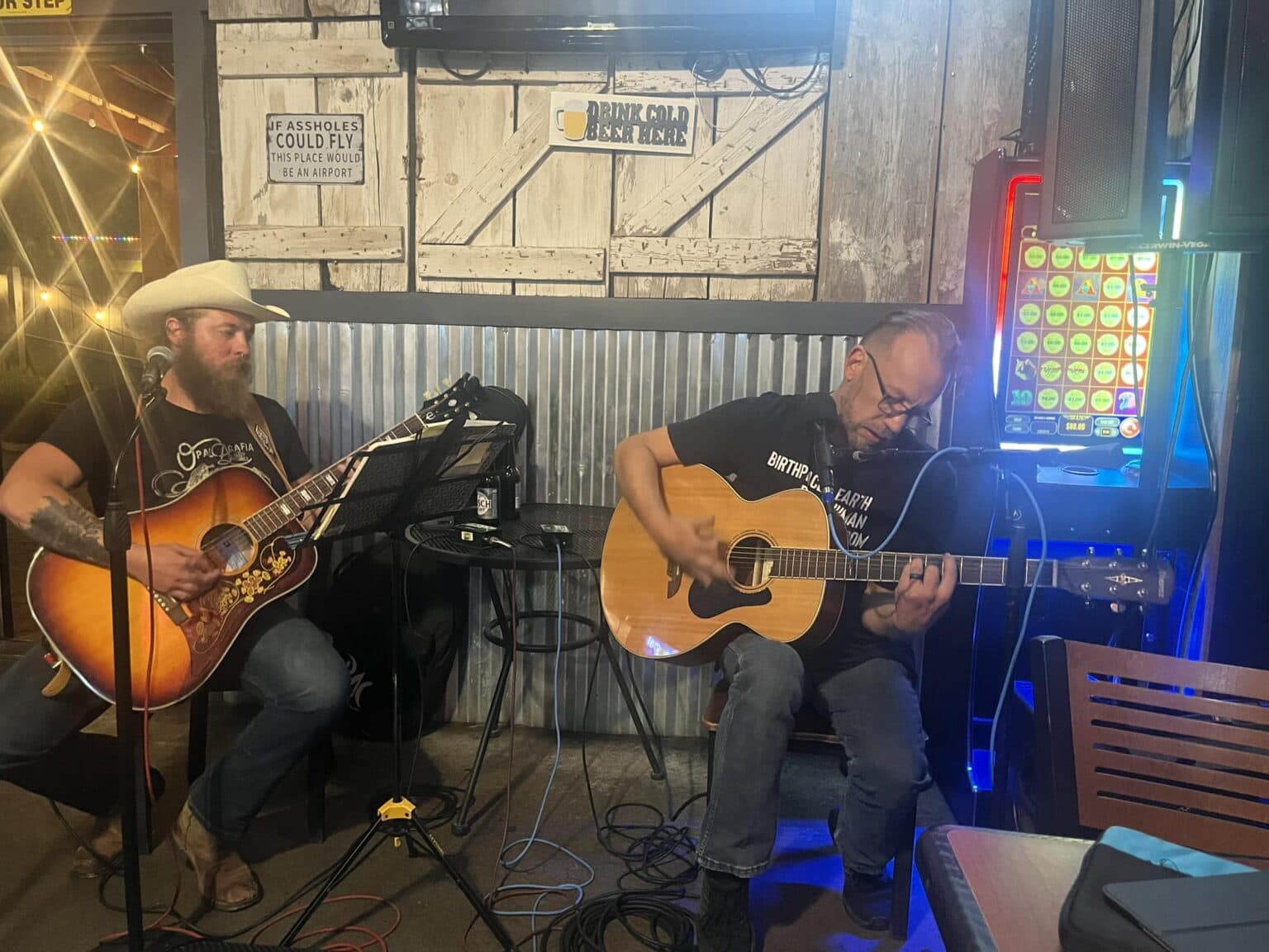 Live Music & Events | Dive Bar Como | Columbia, Missouri Concerts